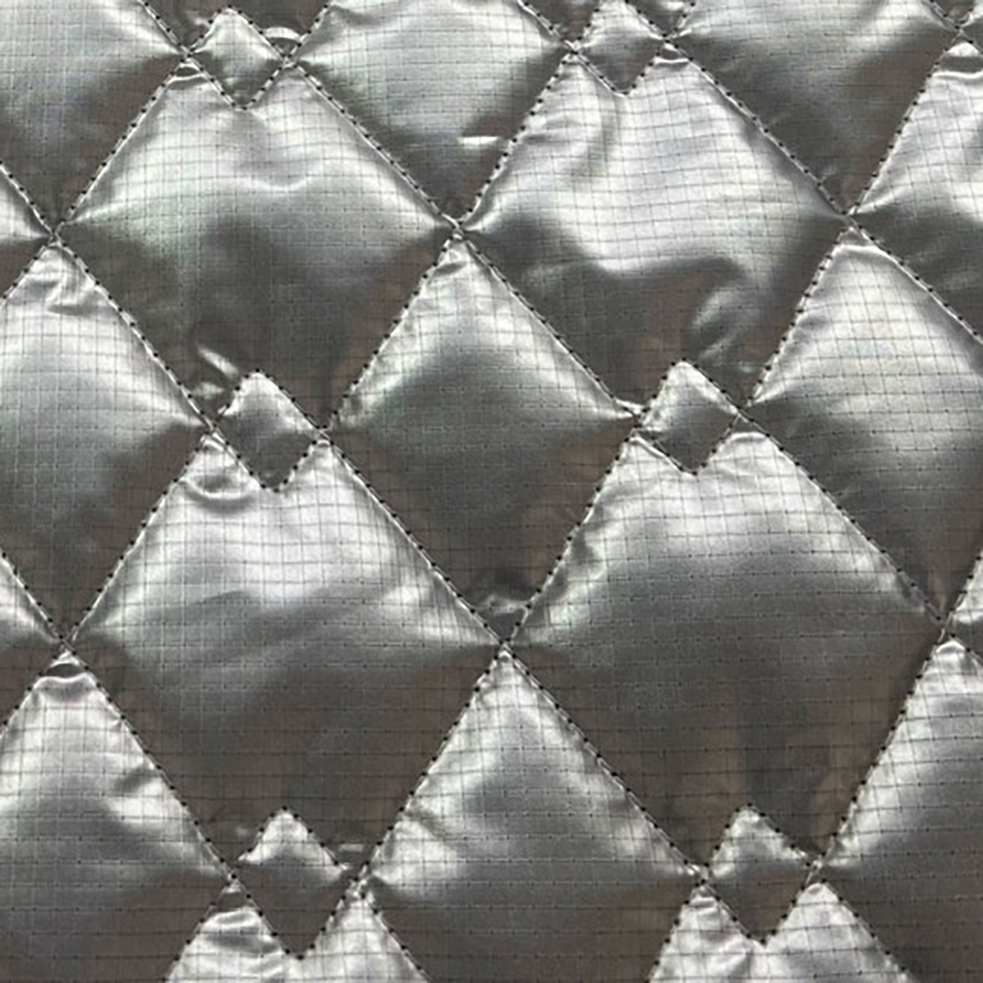 Quilted Reflective Ripstop Fabric - EU Fabrics